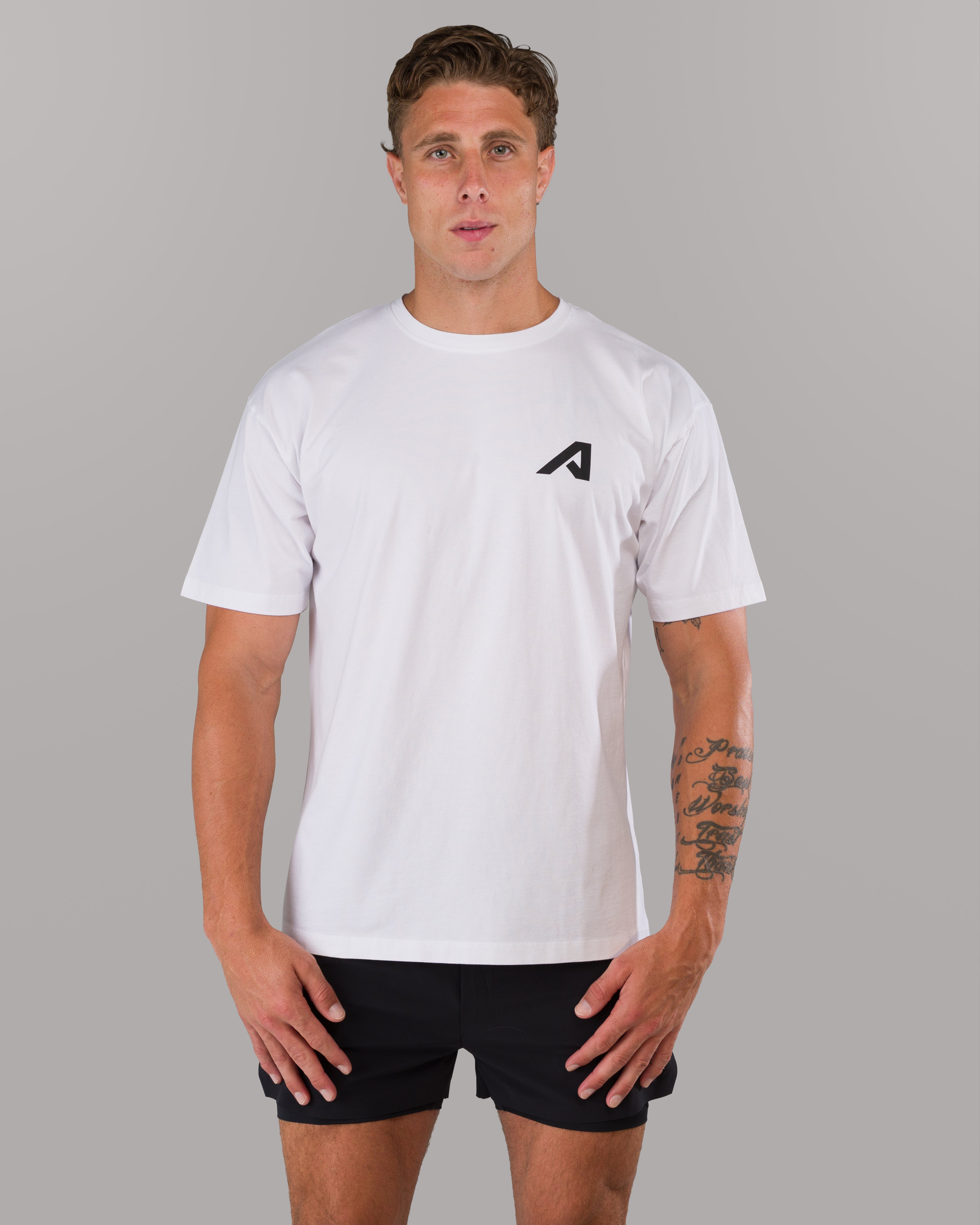Alpha Tee - White – Alphalete Athletics