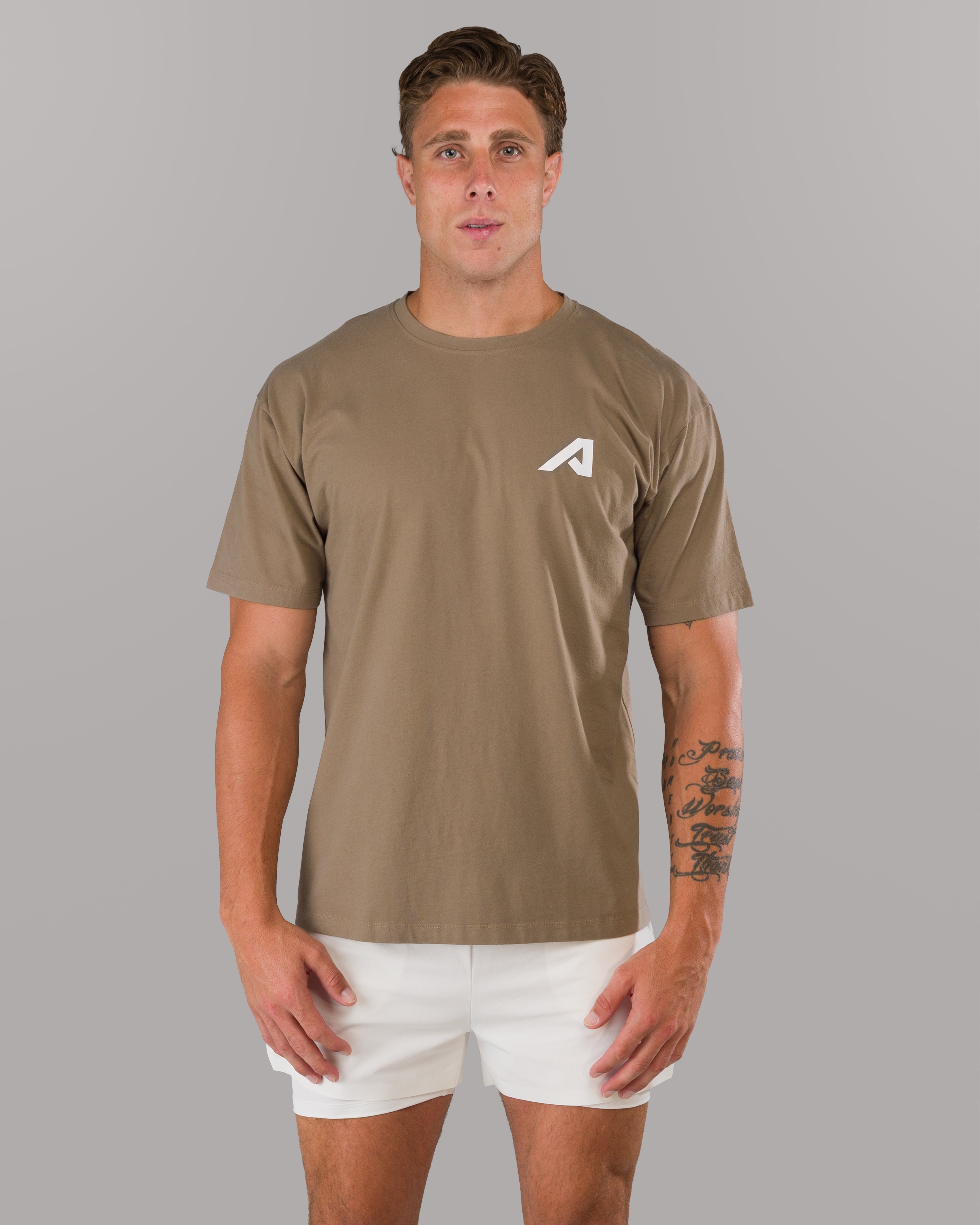 Alpha Tee - Carob – Alphalete Athletics