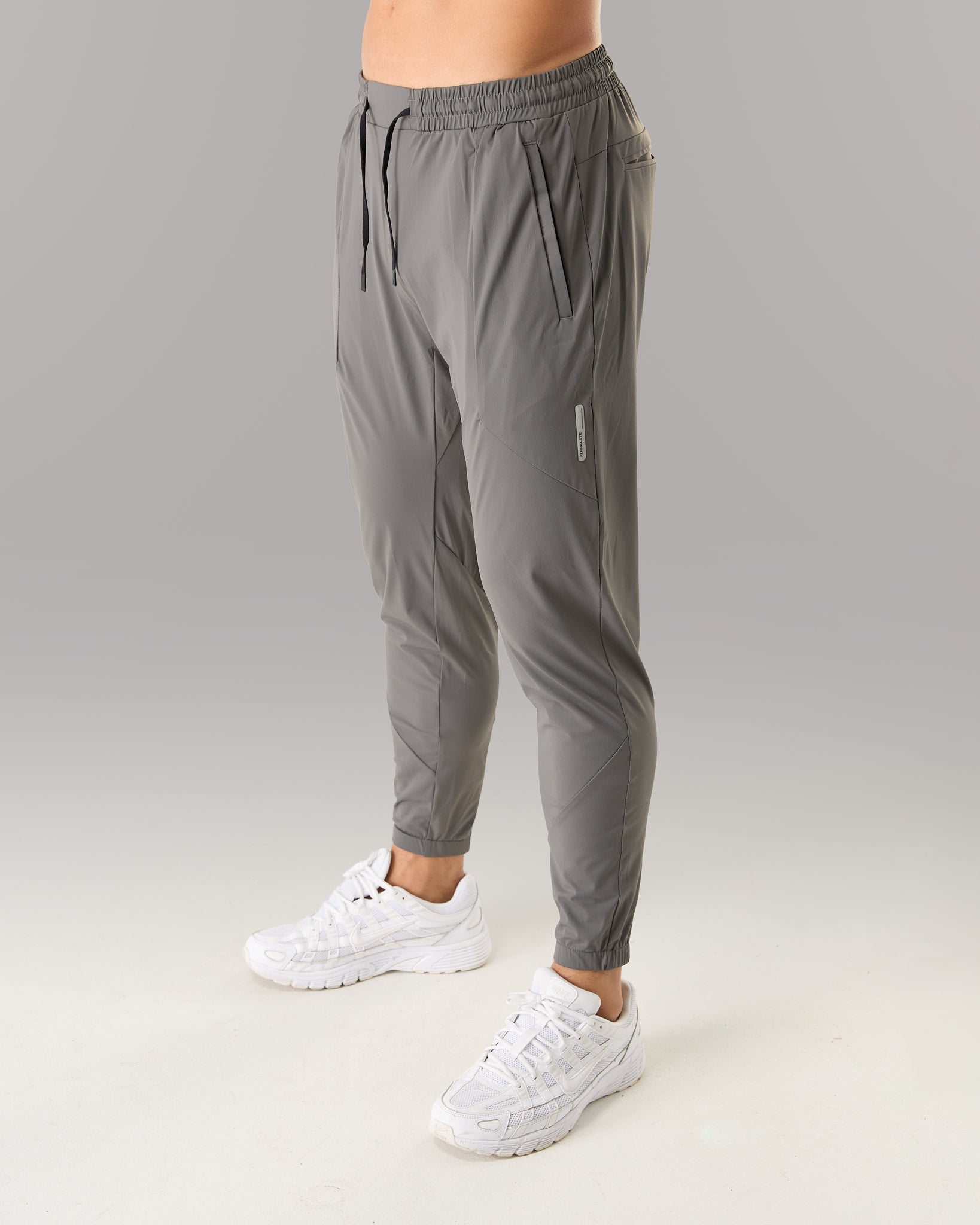CoreFlex Jogger - Metal – Alphalete Athletics