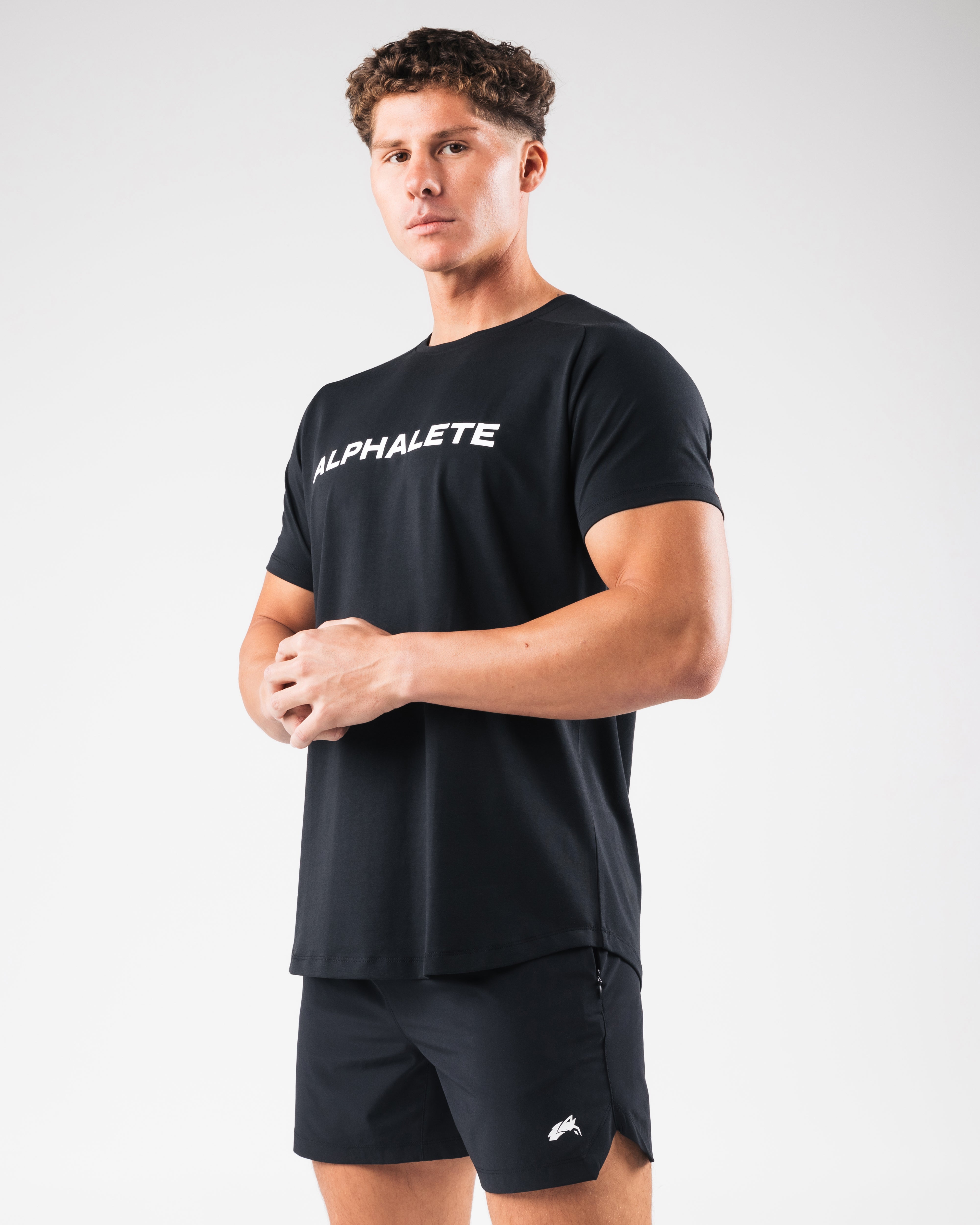 Core Tee - Black / White – Alphalete Athletics