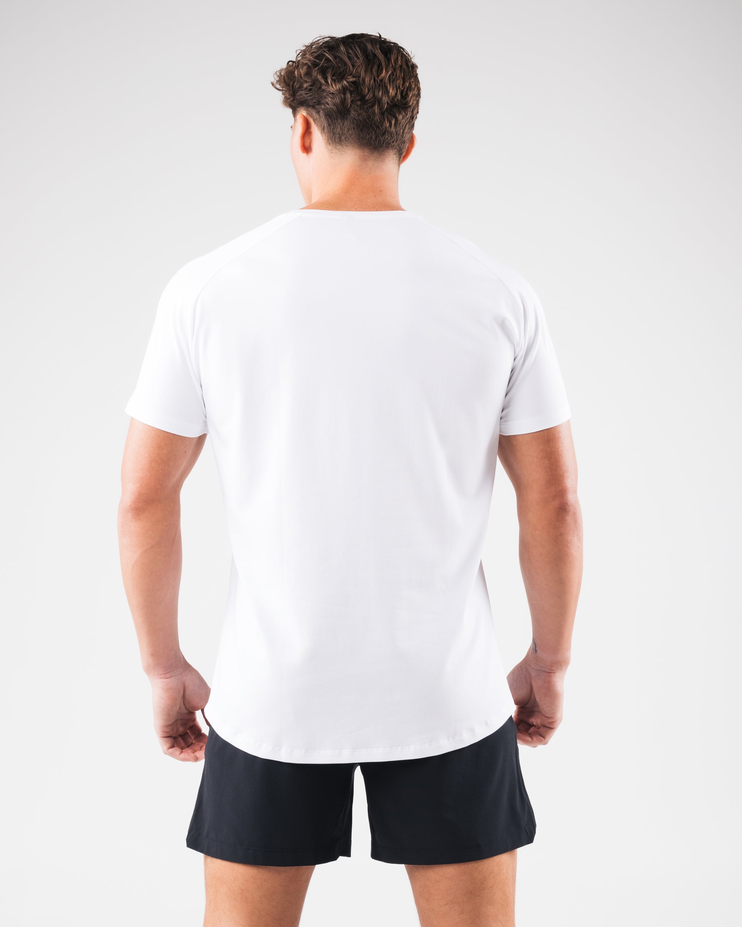 Core Tee - White / Black – Alphalete Athletics