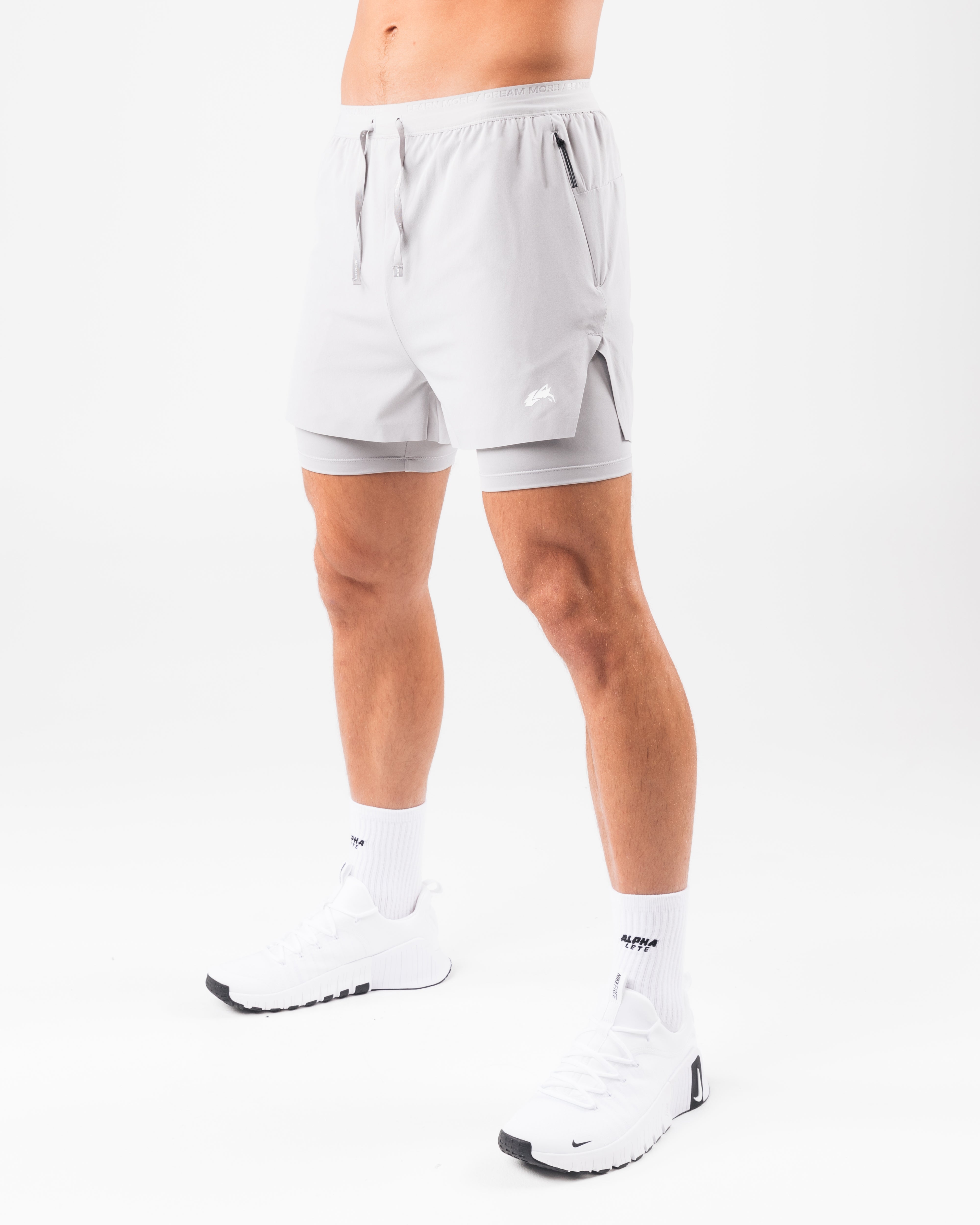 Elite Swift Short 5" - Chrome – Alphalete Athletics