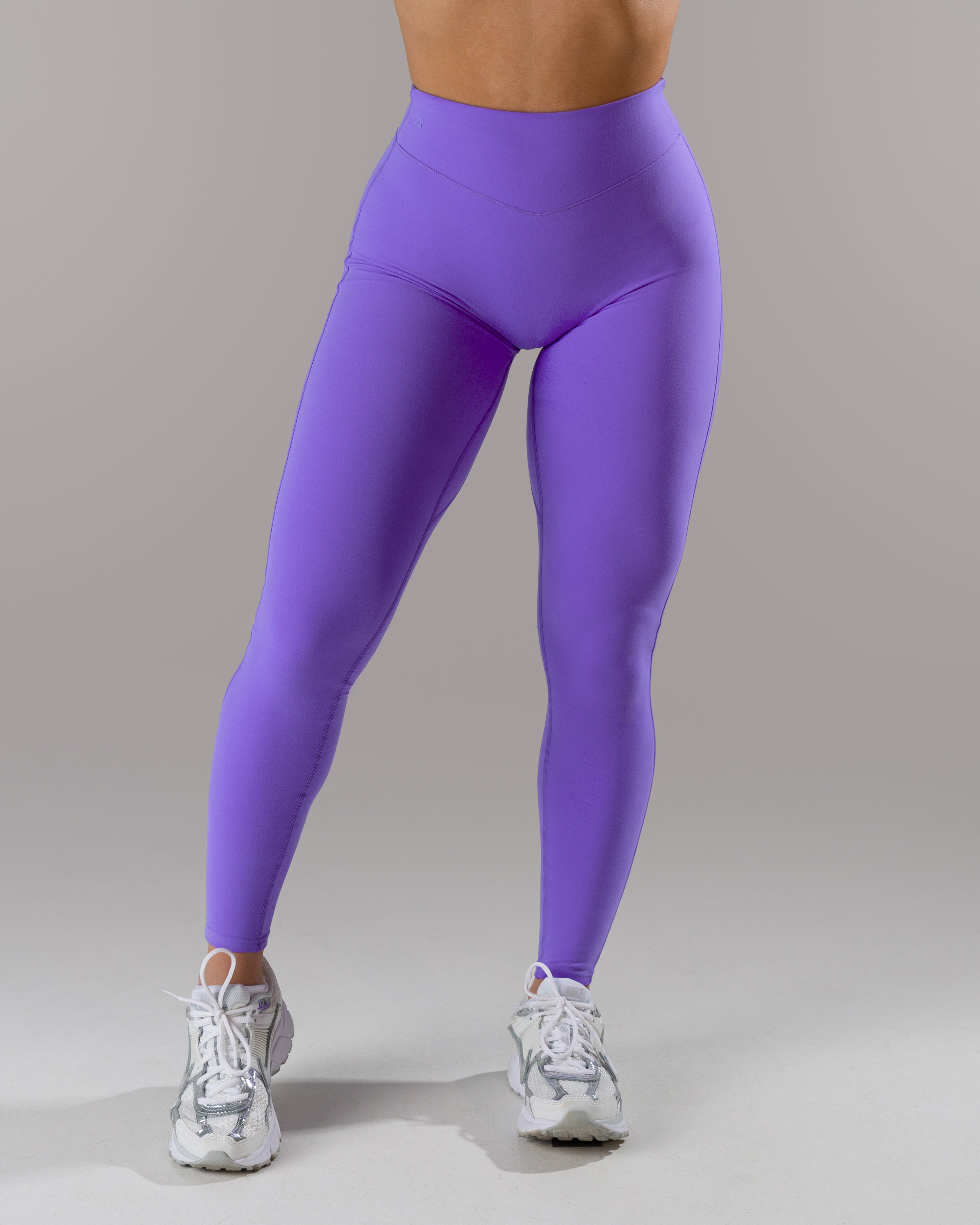 Dip Back Legging - Ultraviolet – Alphalete Athletics