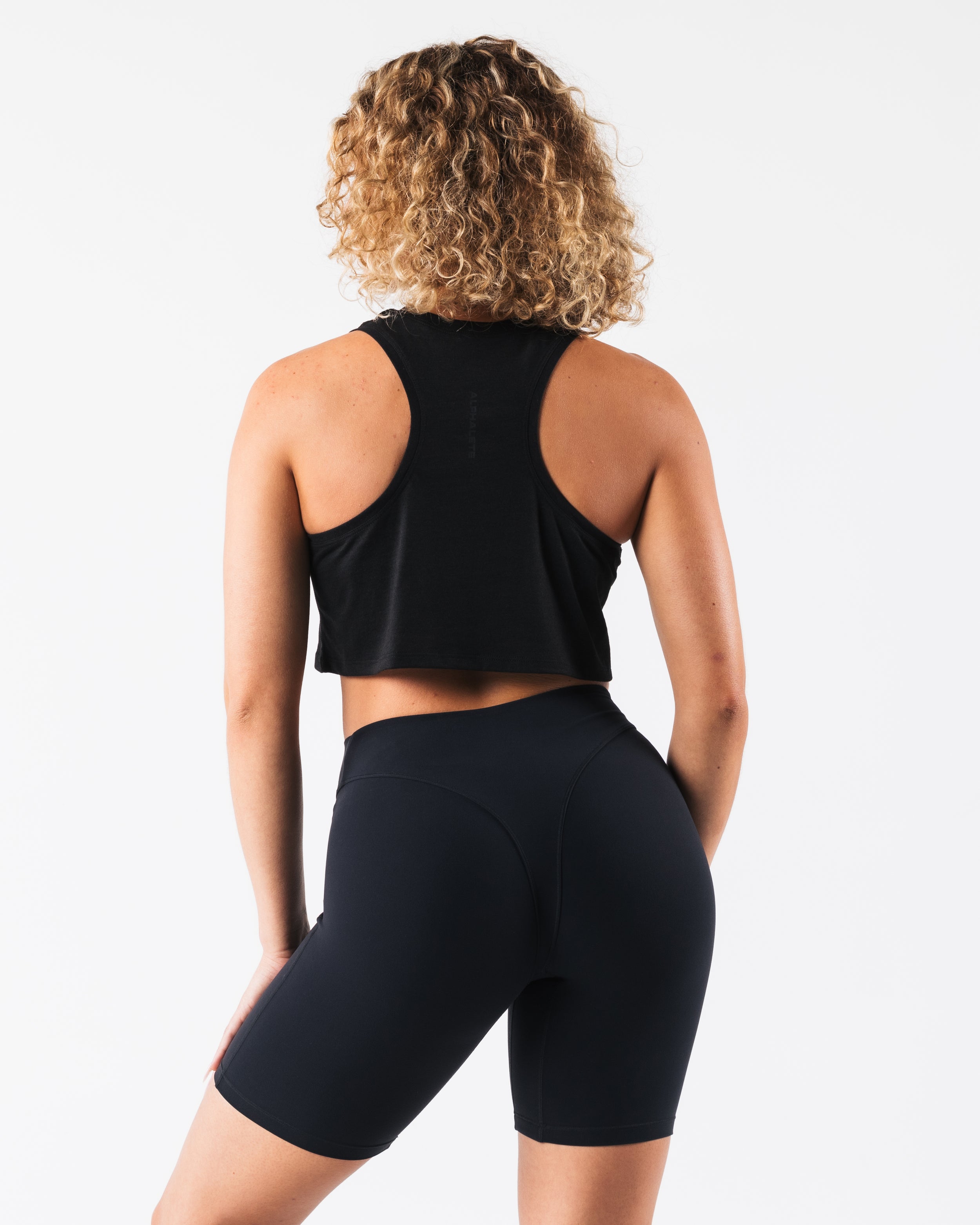 OT Muscle Tank - Black – Alphalete Athletics